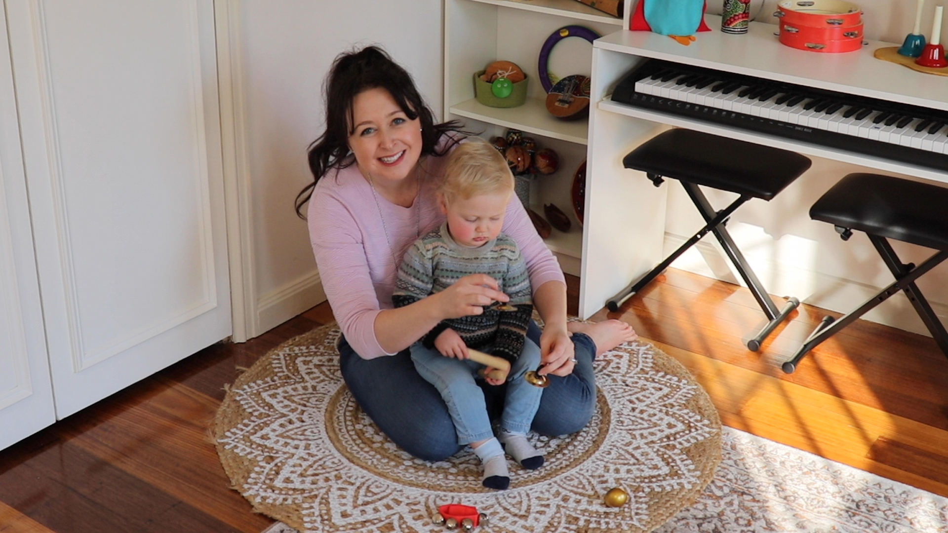 Clap Your Hands Together - Gumnut Music